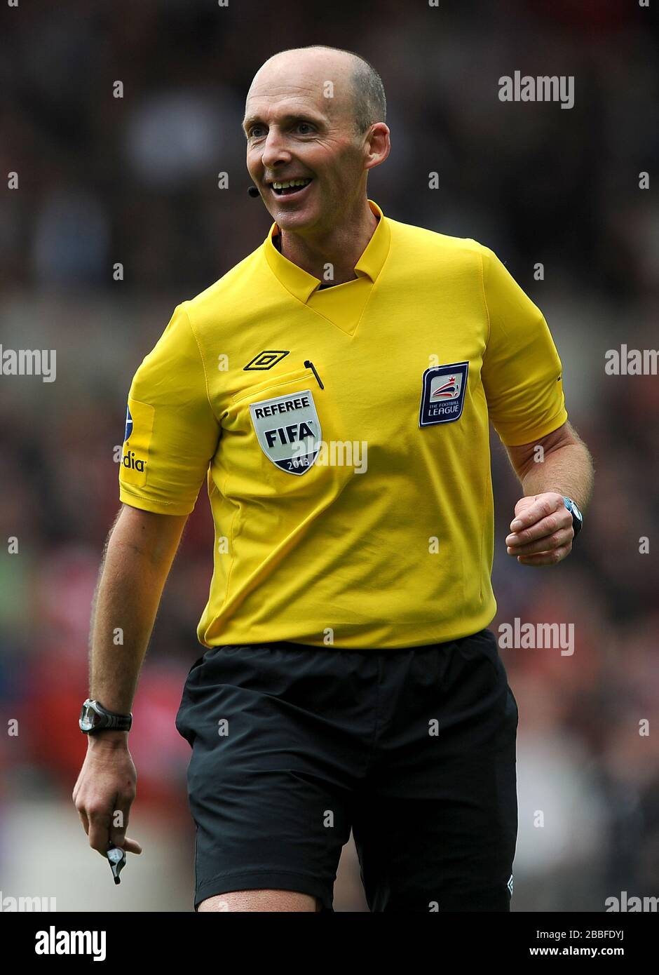 Mike Dean, referee Stock Photo - Alamy