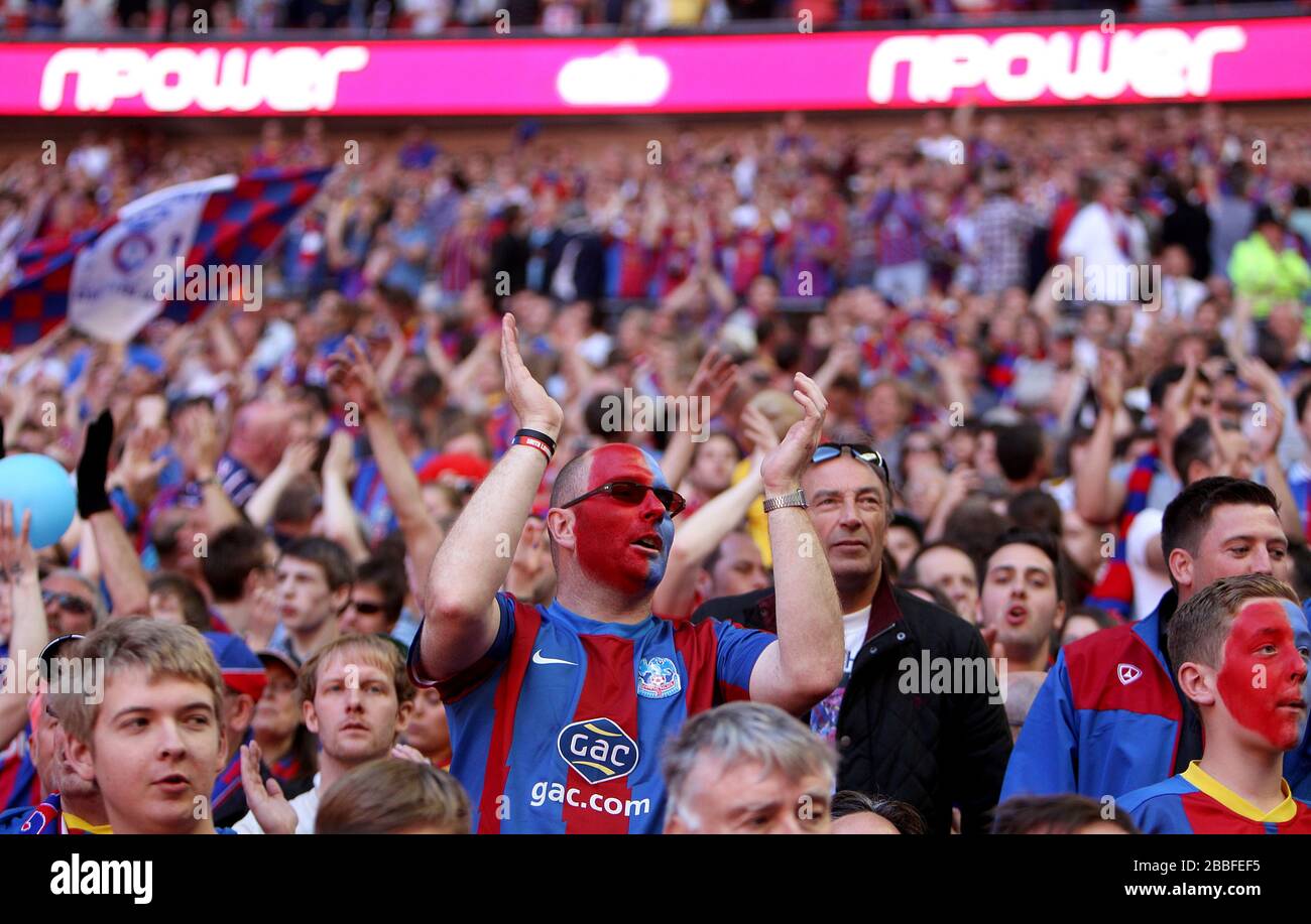 Crystal palace fans celebrate in hi-res stock photography and images ...