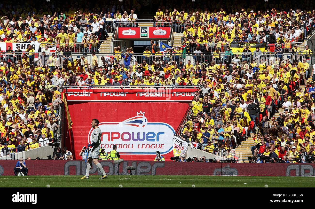Watford fans in stands hi-res stock photography and images - Alamy
