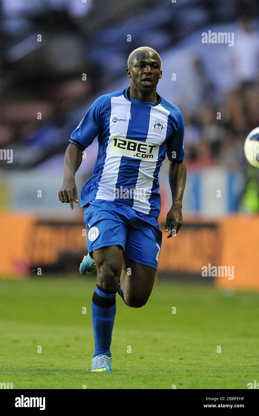 Arouna Kone, Wigan Athletic Stock Photo - Alamy
