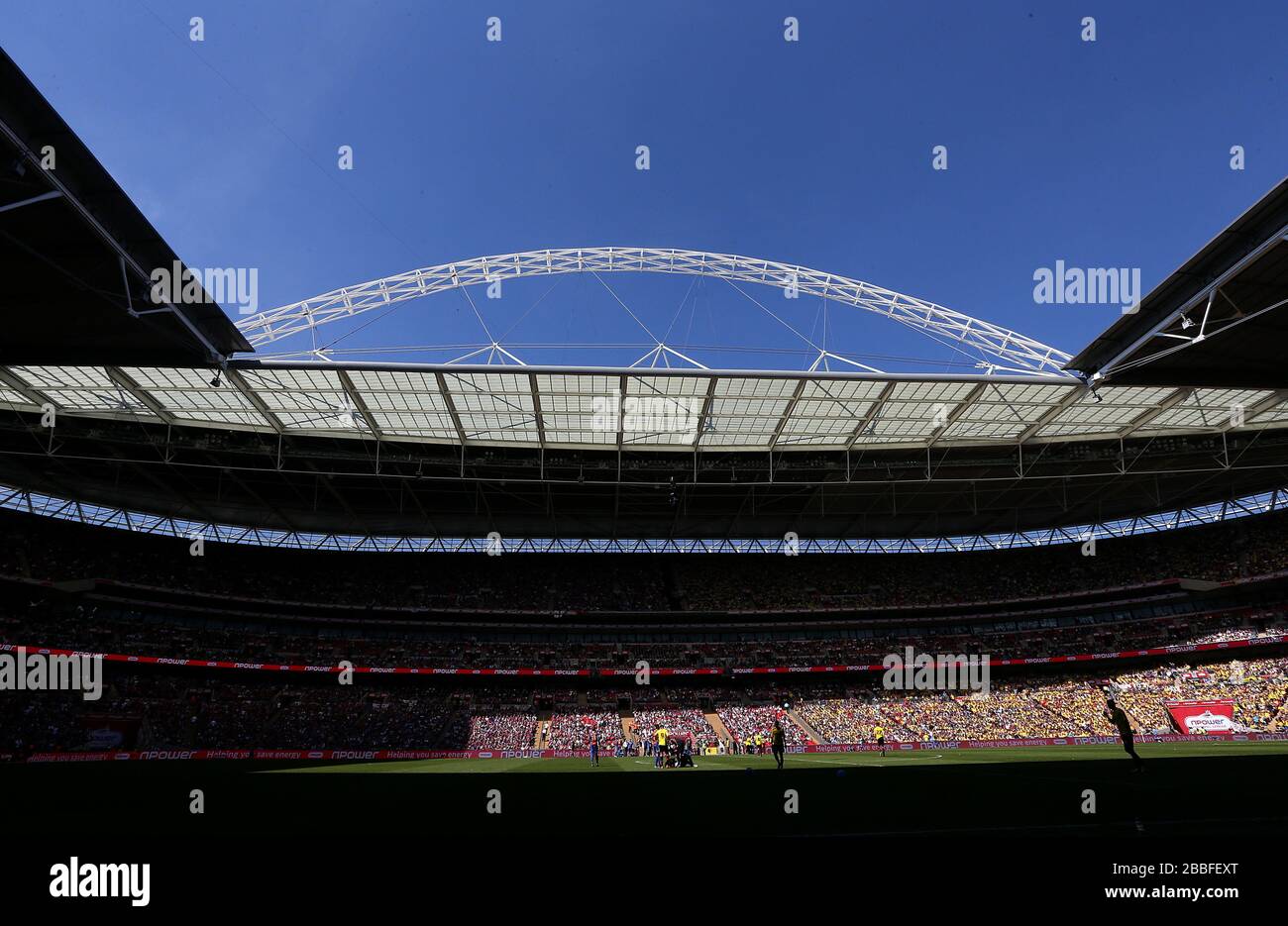 Fans in the stands in the sunlight at Wembley Stadium Stock Photo - Alamy