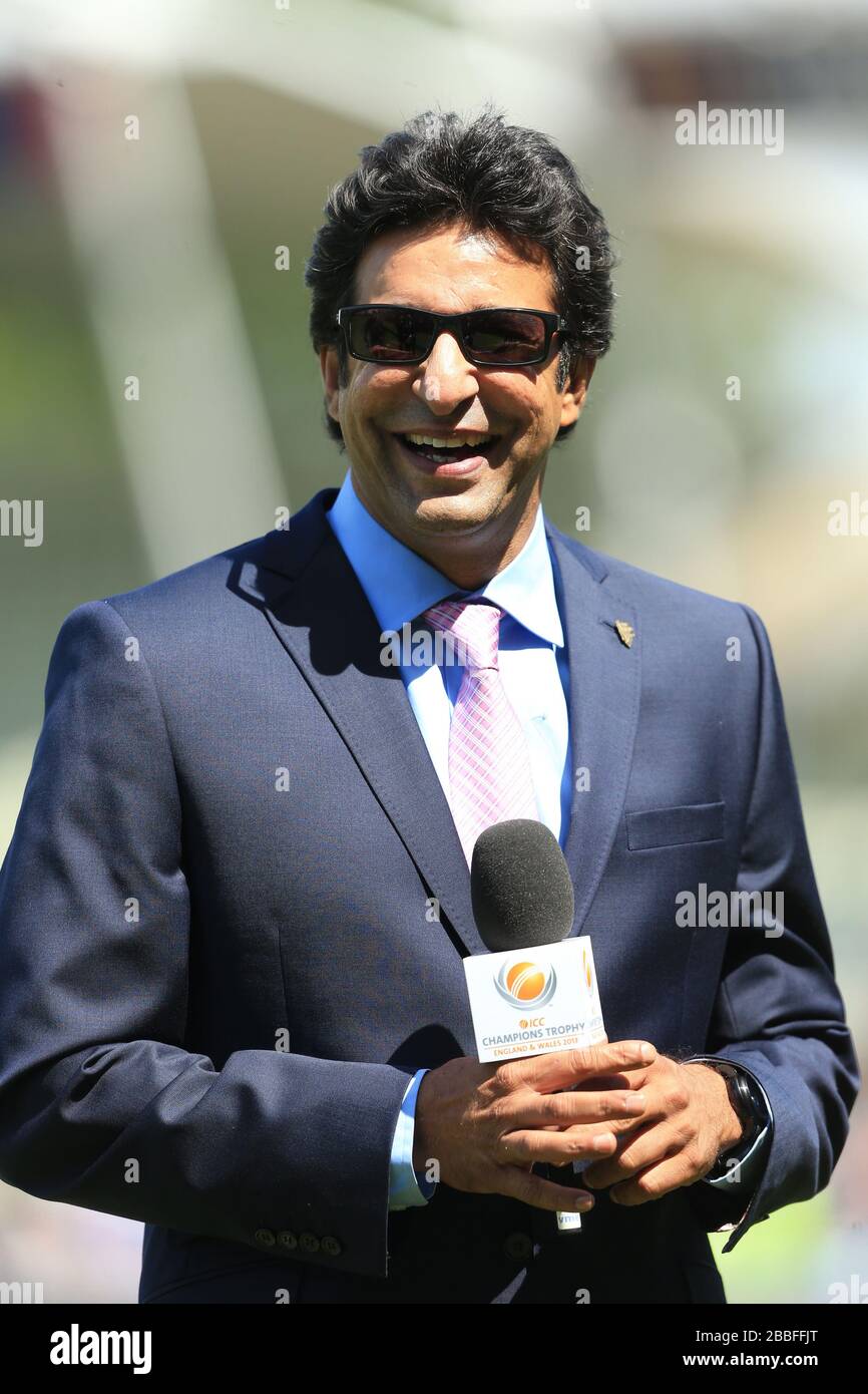 Former Pakistani cricketer Wasim Akram Stock Photo - Alamy