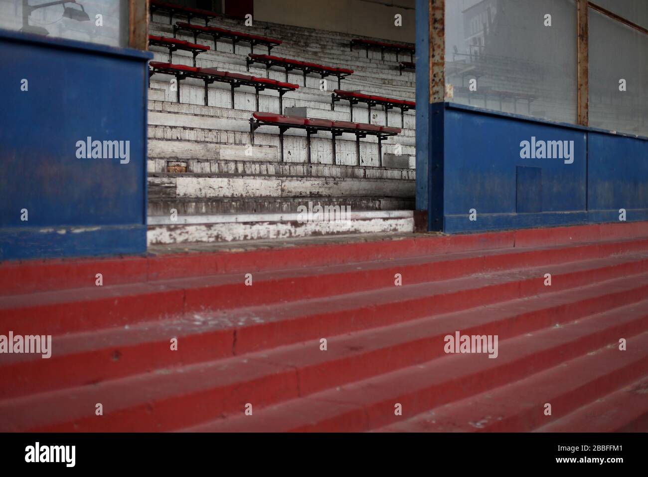 Old seating at WImbledon Greyhound Stadium Stock Photo - Alamy