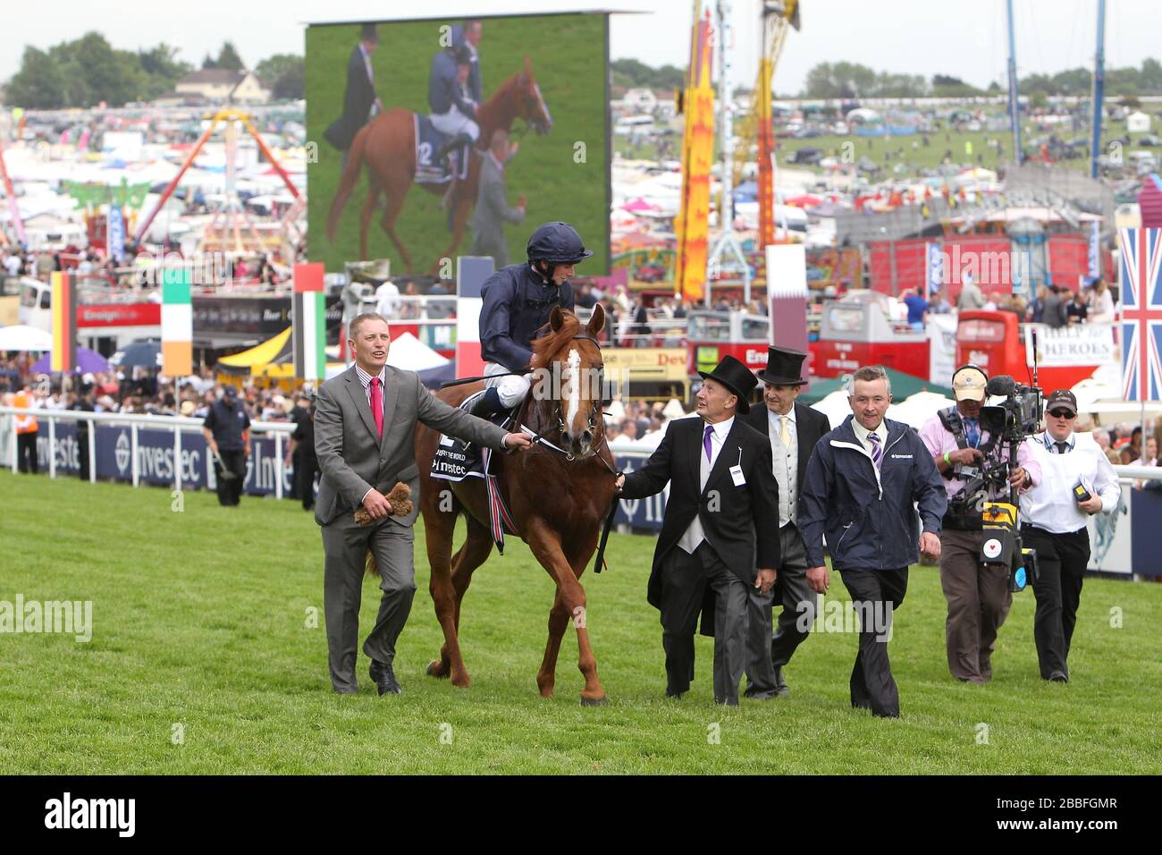 Ruler of the world hi-res stock photography and images - Alamy