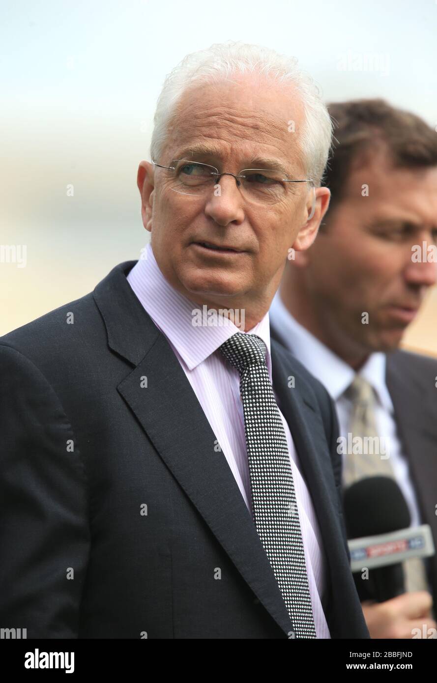 David gower hi-res stock photography and images - Alamy