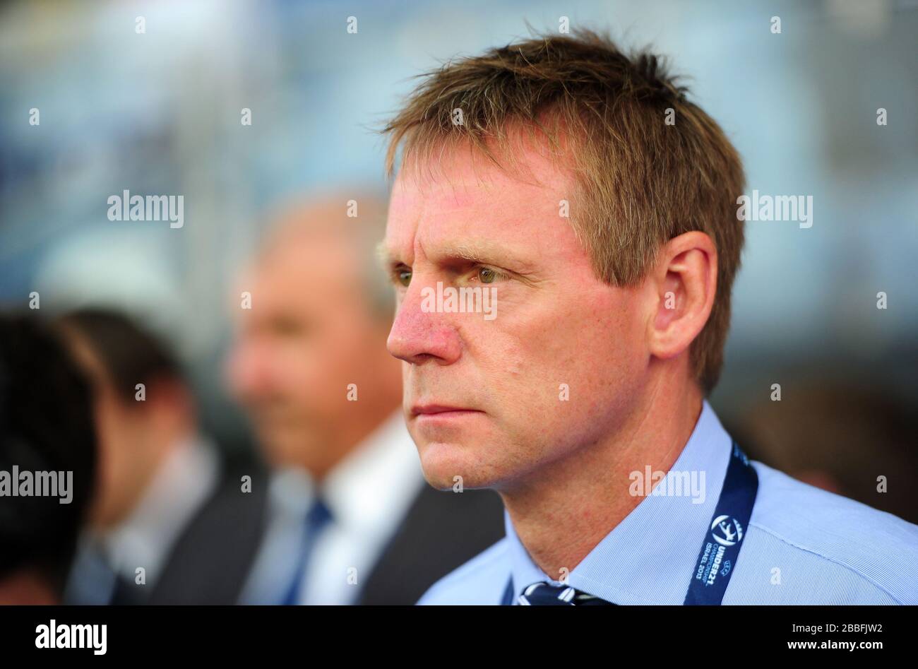 England manager Stuart Pearce on the touchline Stock Photo - Alamy