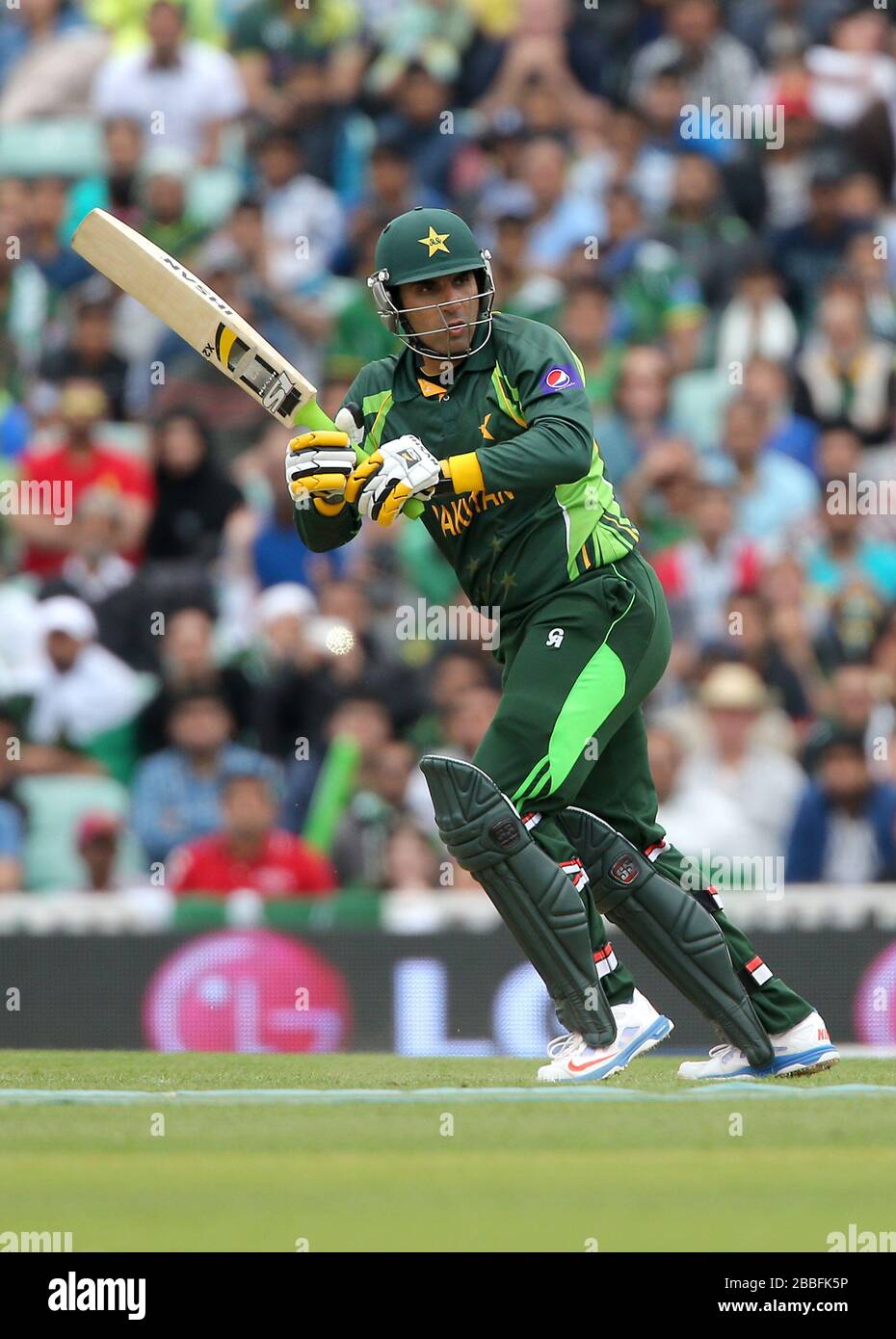 Misbah Ul Haq Wallpapers 2022