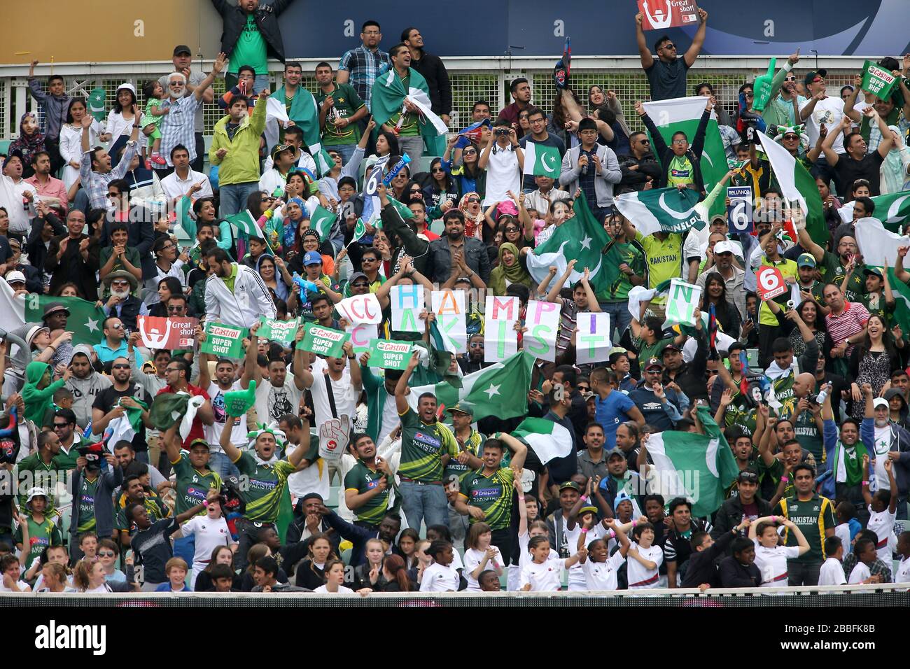 Pakistan fans watch the action at the Kia Oval Stock Photo - Alamy