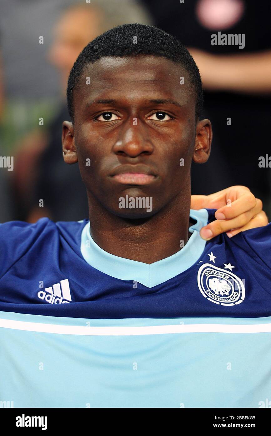 Antonio rudiger portrait hi-res stock photography and images - Alamy