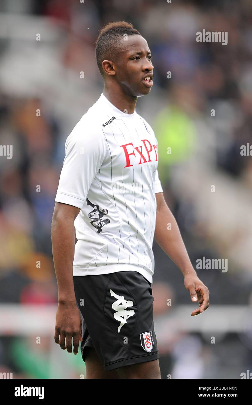 Moussa dembele fulham hi-res stock photography and images - Alamy