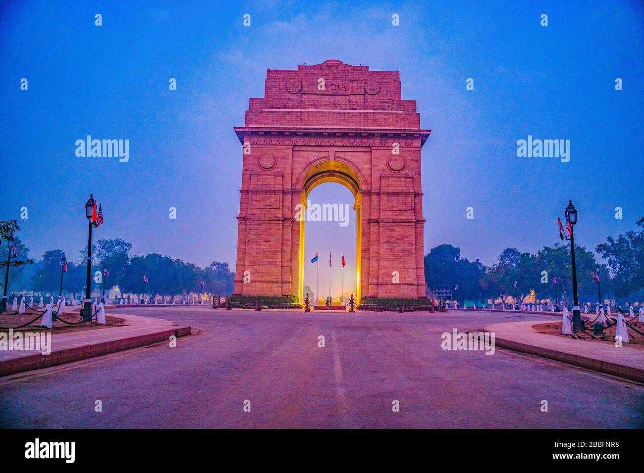 India Gate a war memorial on Rajpath road New Delhi Stock Photo - Alamy