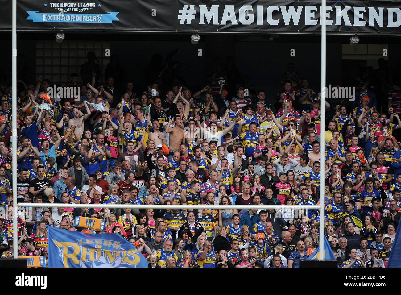 Magic weekend leeds rhinos hi-res stock photography and images - Alamy