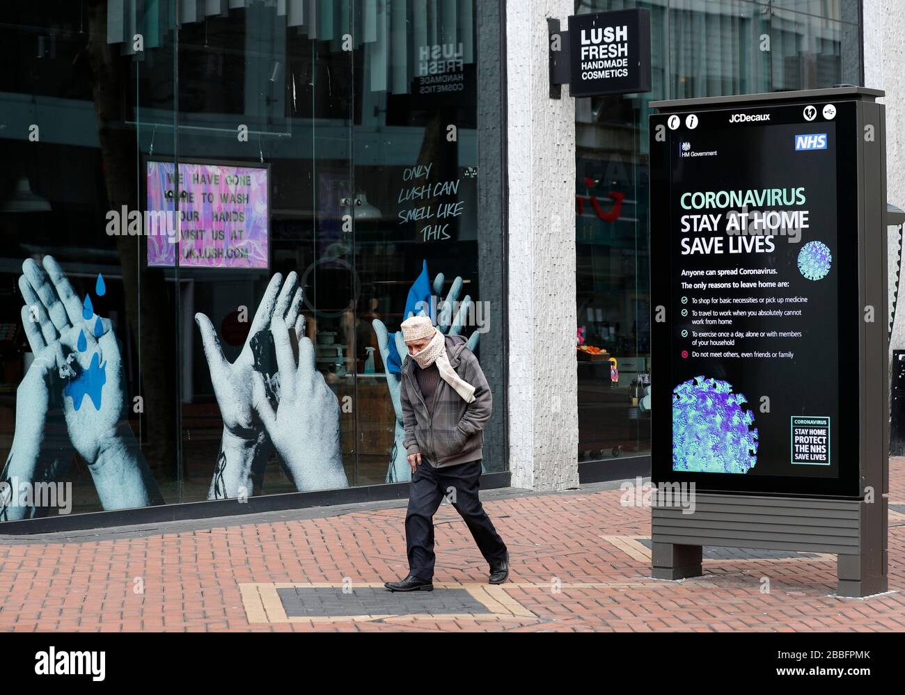 Lush advert hi-res stock photography and images - Alamy