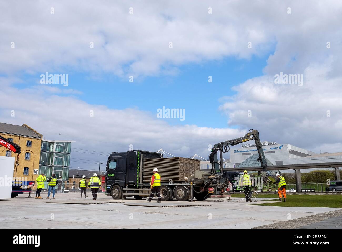 Hospital construction hi-res stock photography and images - Alamy