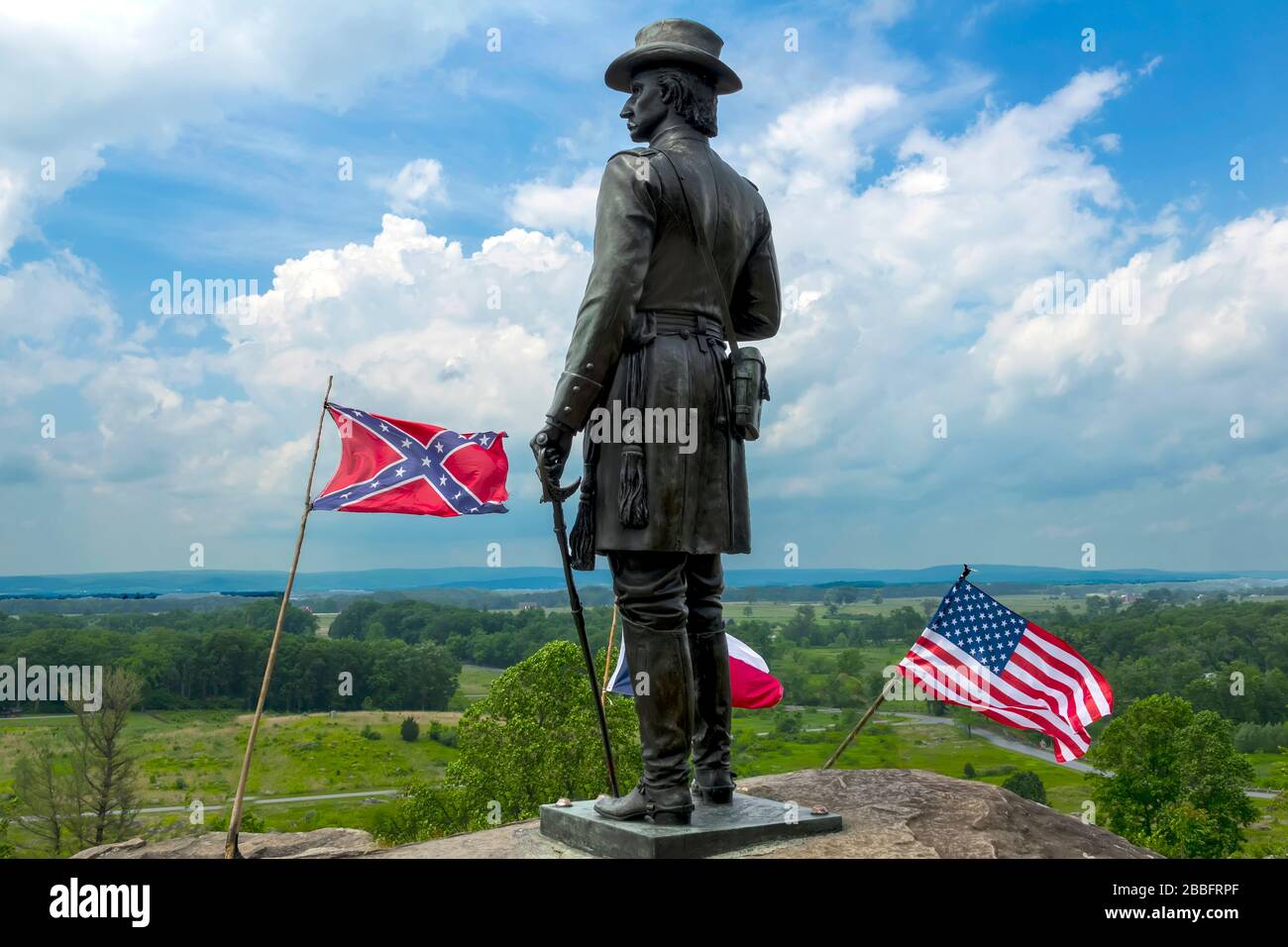 General warren statue hi-res stock photography and images - Alamy