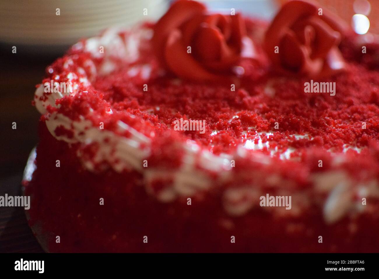 Red fondant hi-res stock photography and images - Alamy