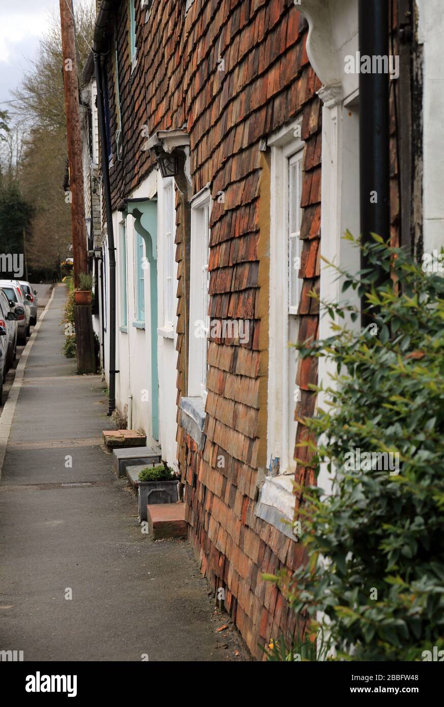 Kent peg tile hi-res stock photography and images - Alamy