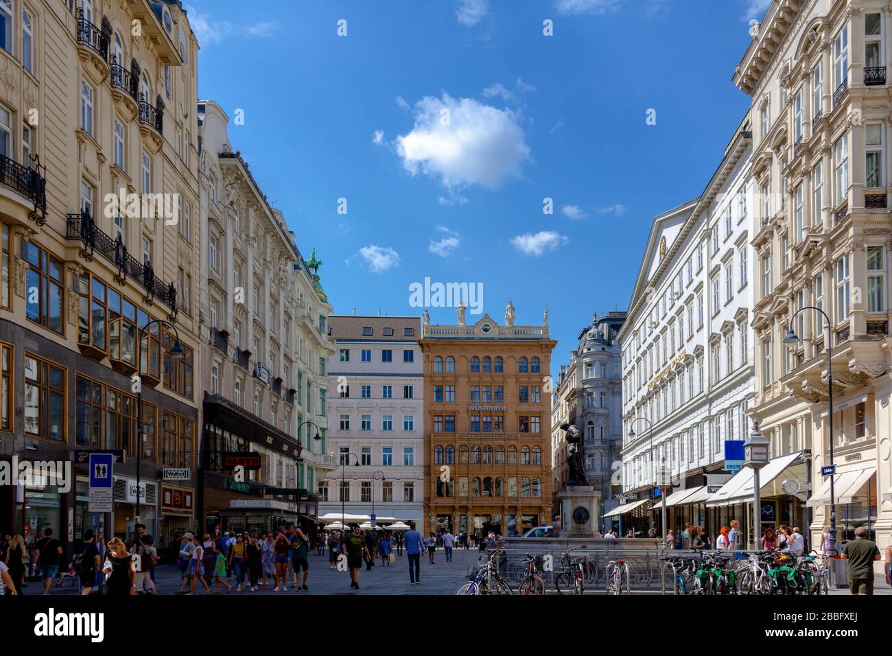 Historic architecture on graben hi-res stock photography and images - Alamy