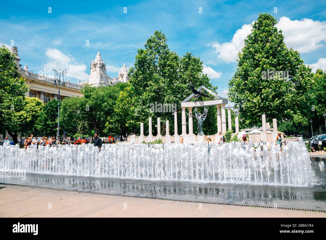 Budapest, Hungary - June 29, 2019 : Fountain and Memorial for victims ...