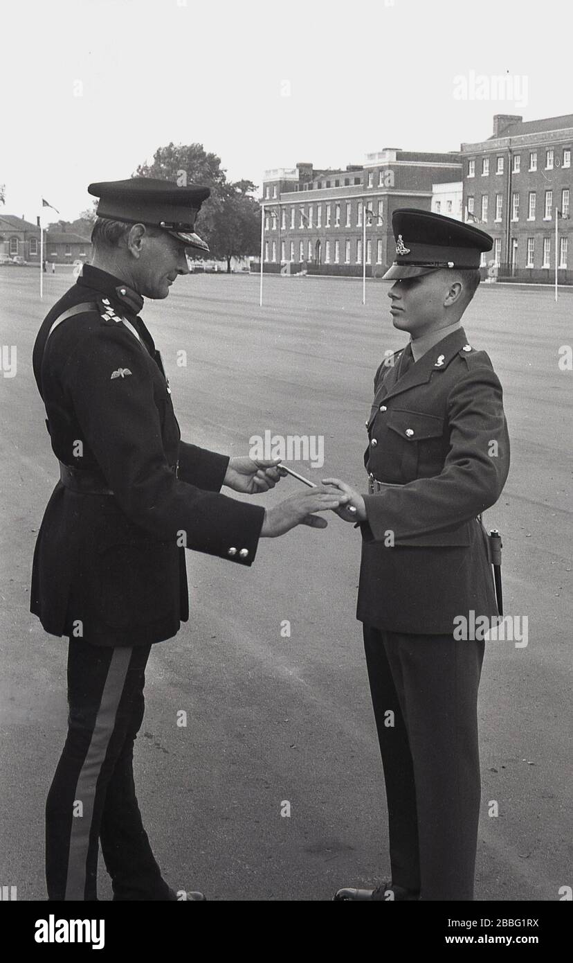 Passing out parade hi-res stock photography and images - Alamy