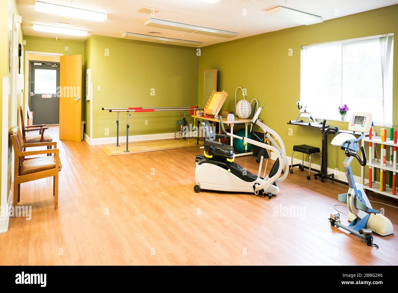 Indiana, USA - March 20, 2020: An empty physical therapy gym in a rehab ...