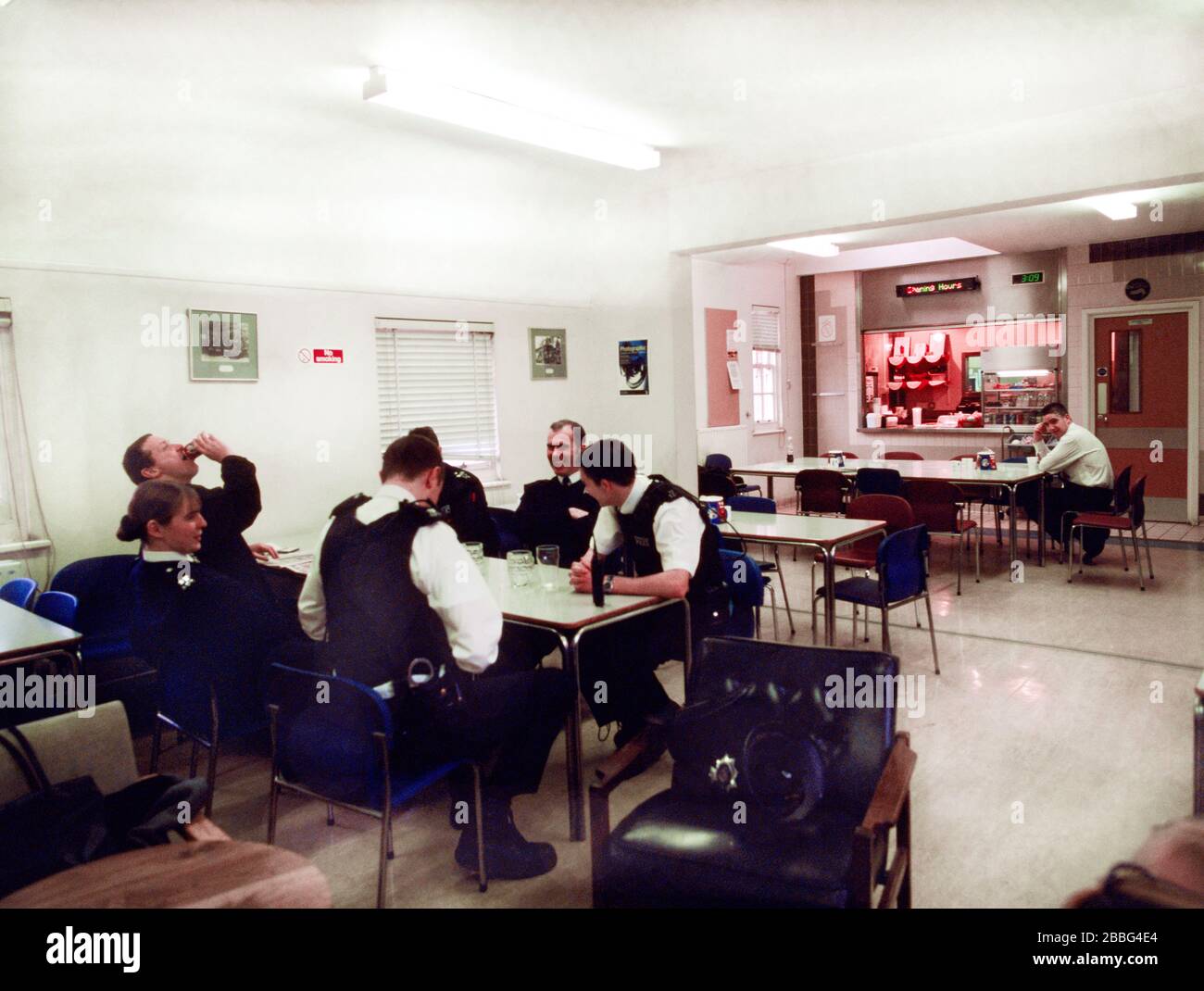 Canteen services hi-res stock photography and images - Alamy