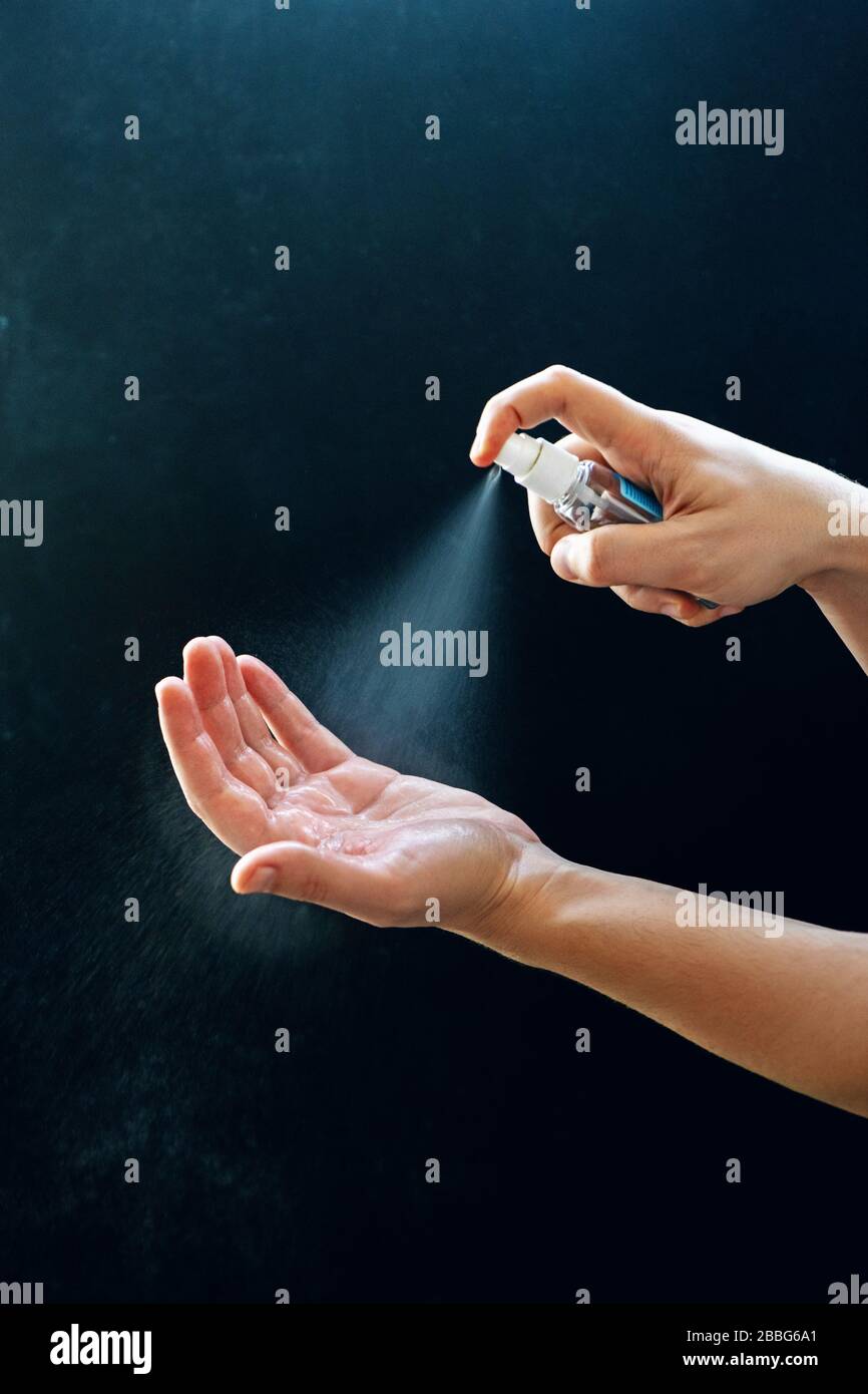 Palm of hand spray hi-res stock photography and images - Alamy