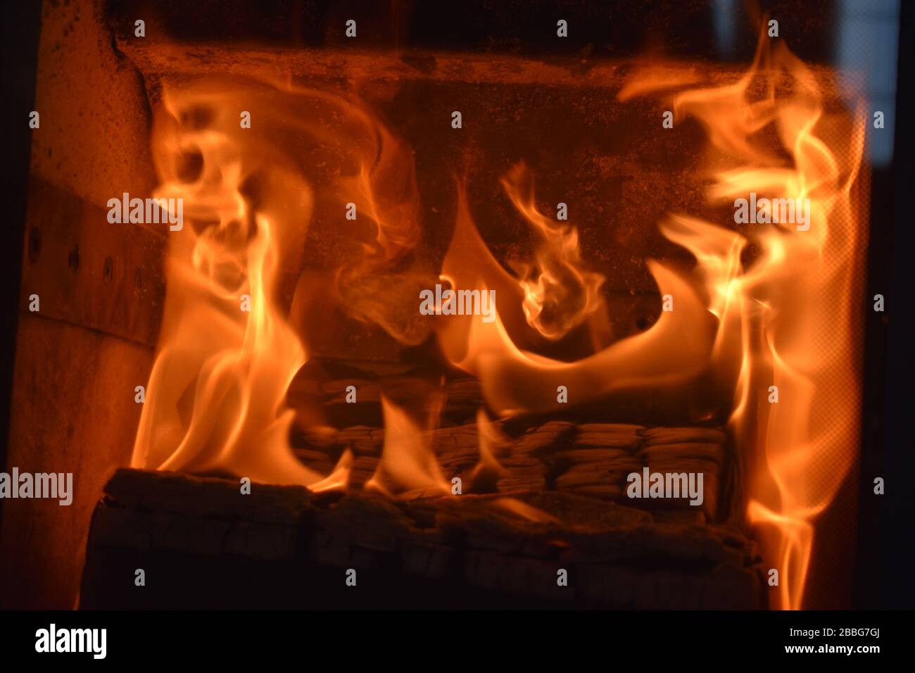 Oak chimney fire hi-res stock photography and images - Alamy