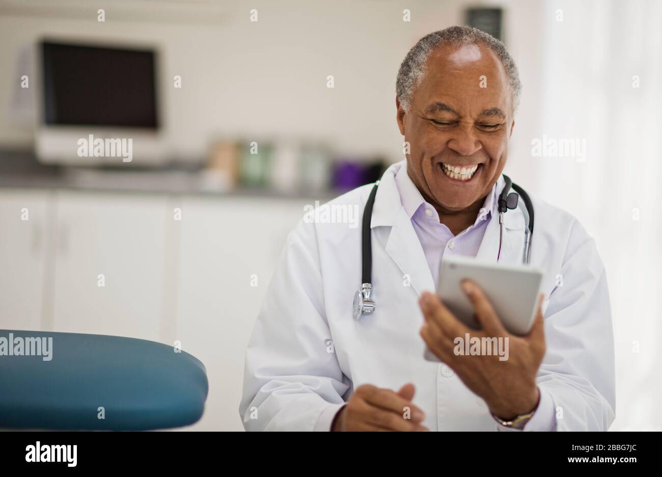 Digital health physicians hi-res stock photography and images - Alamy