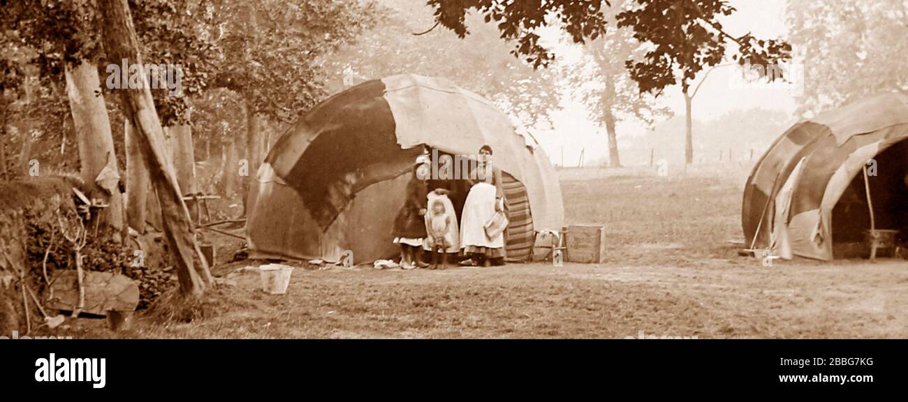 A gypsy encampment, Victorian period Stock Photo - Alamy