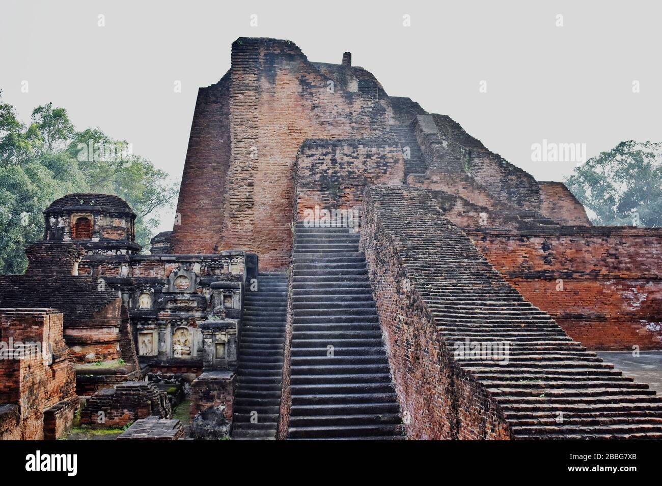 Ruins of Nalanda University at Nalanda, Bihar in India Stock Photo - Alamy