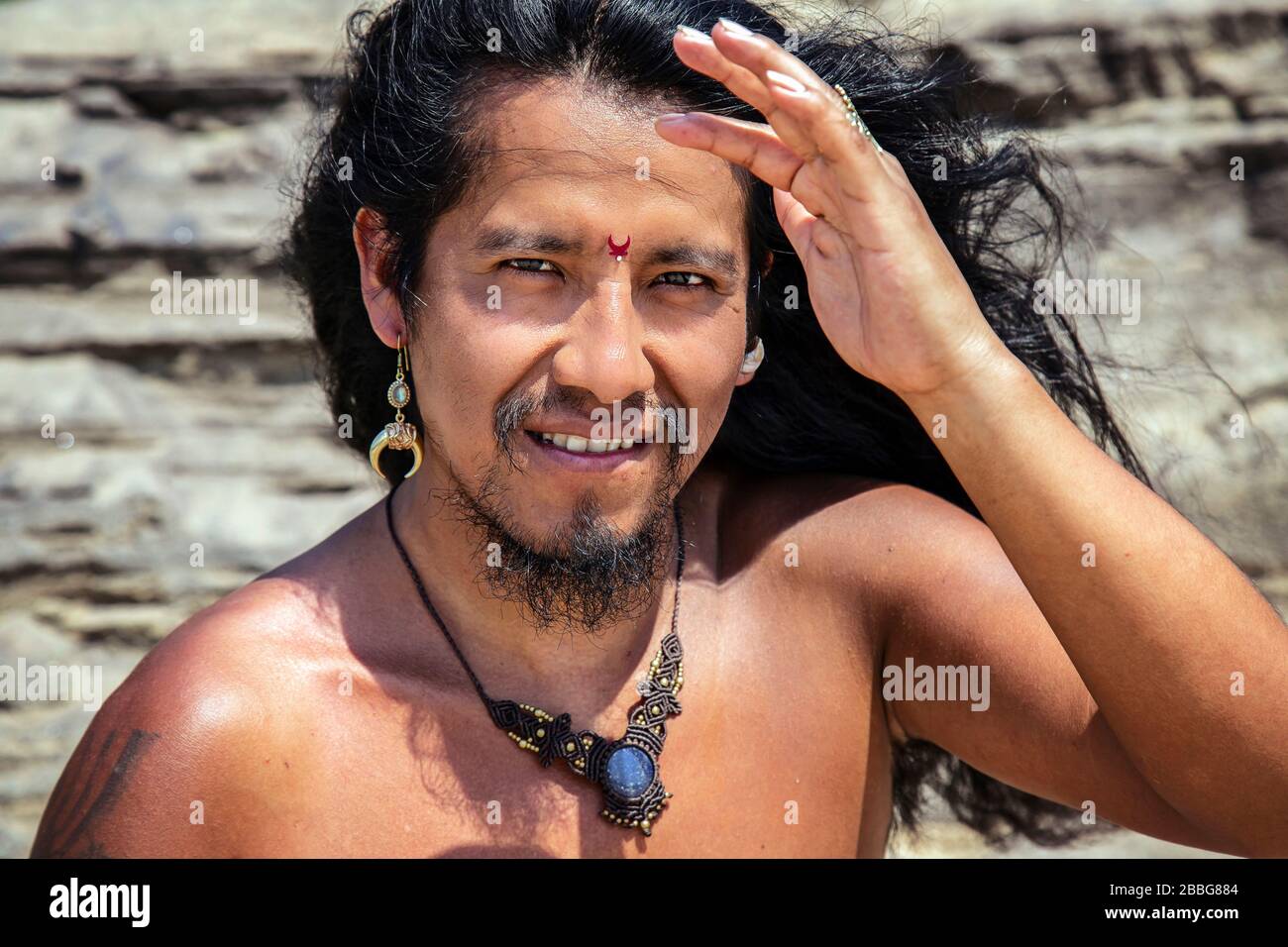 Indian model bindi hi-res stock photography and images - Alamy