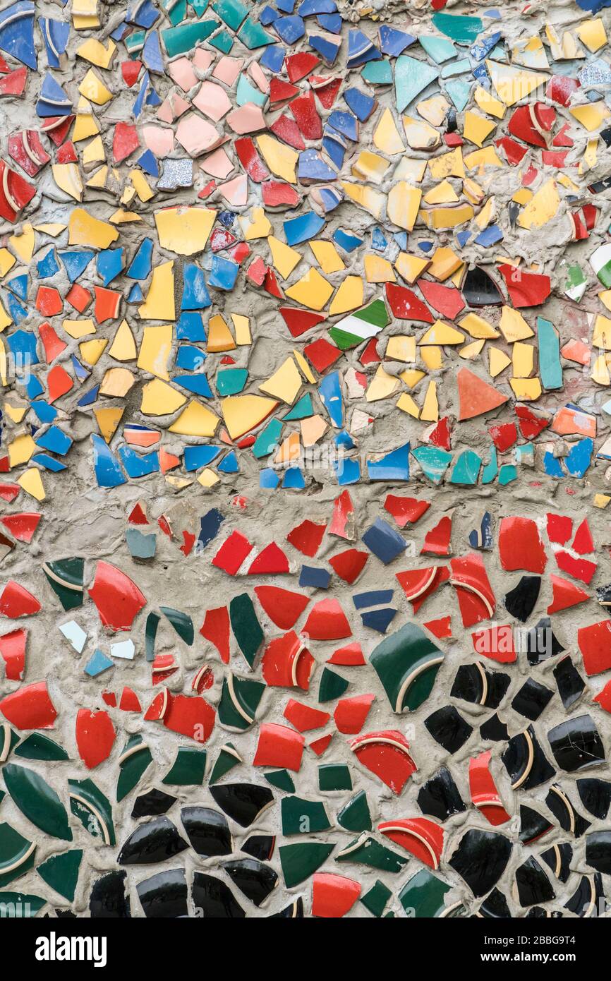 Broken pieces of ceramics hi-res stock photography and images - Alamy