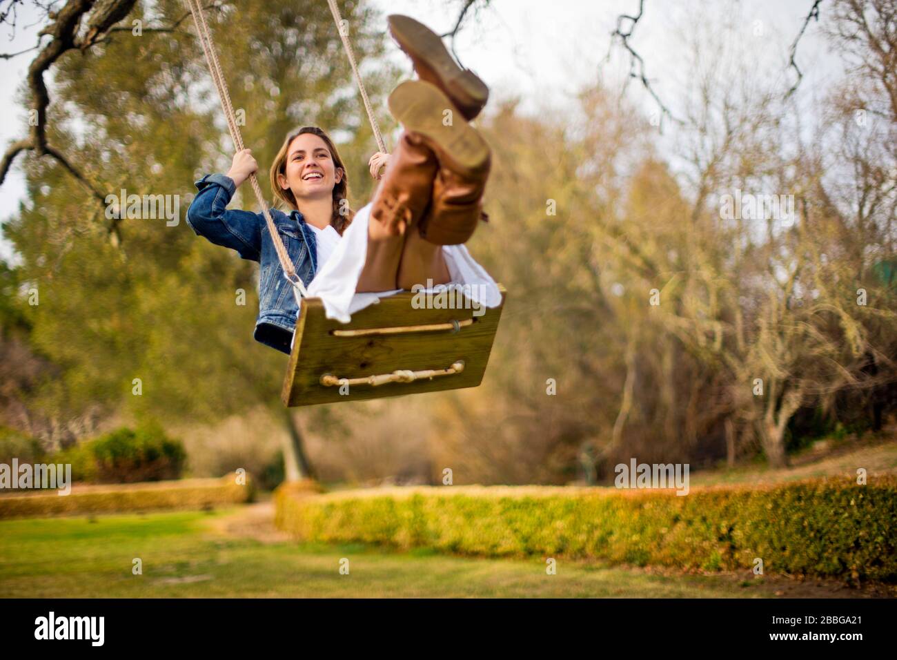 Legs tied rope hi-res stock photography and images - Alamy