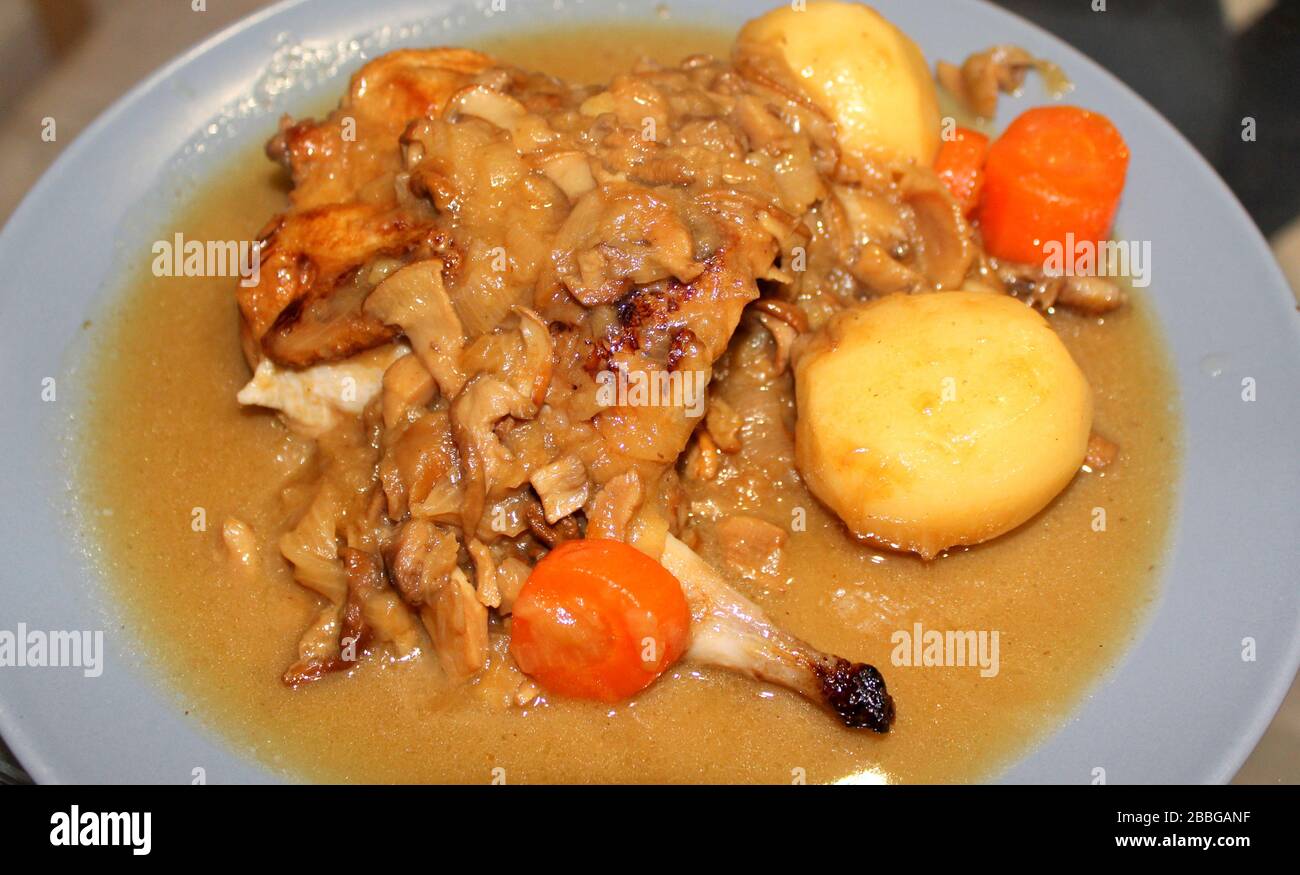 Codorniz guisada hi-res stock photography and images - Alamy