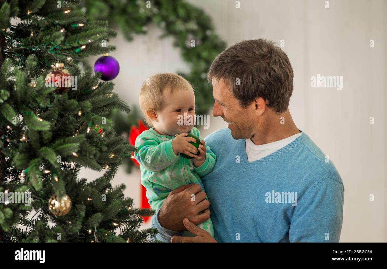 Father christmas face hi-res stock photography and images - Alamy
