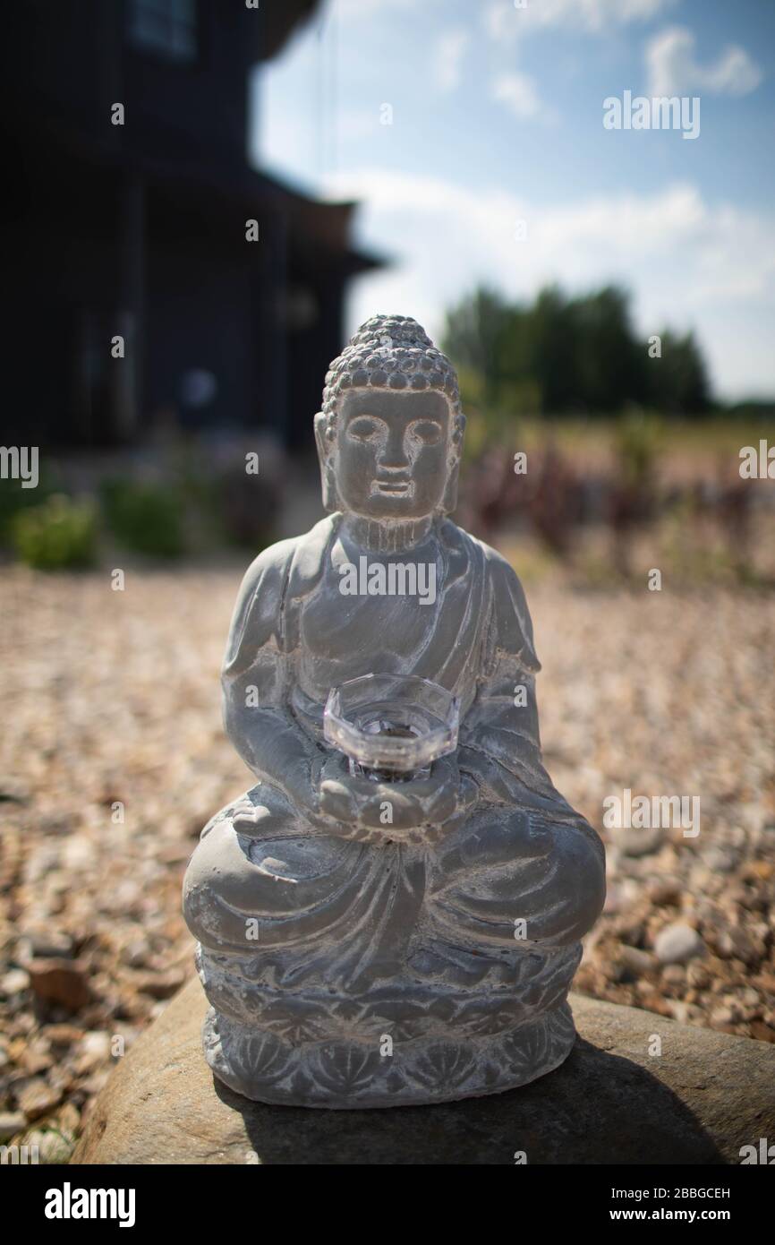 God is love street art hi-res stock photography and images - Alamy