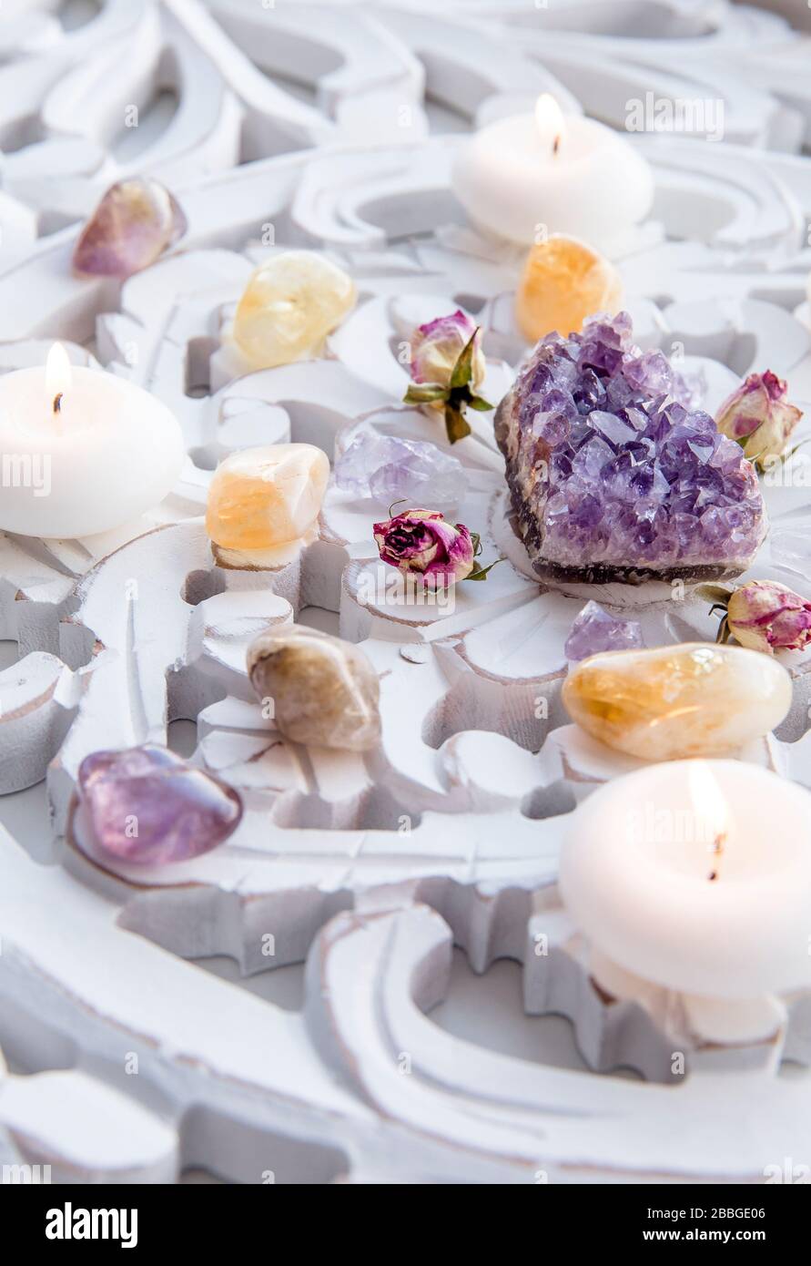 Geodes hi-res stock photography and images - Alamy