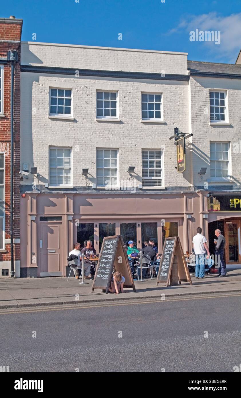 Pub cambridgeshire hi-res stock photography and images - Alamy