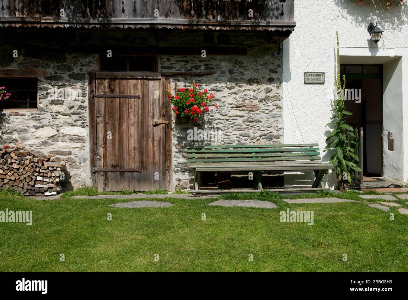 Wooden balcony geraniums hi-res stock photography and images - Alamy