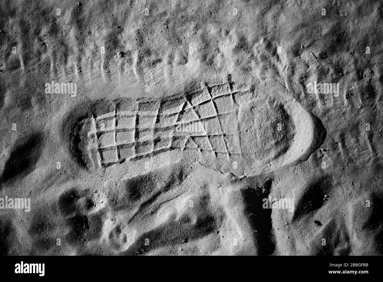 Foot mark in the sand Black and White Stock Photos & Images - Alamy