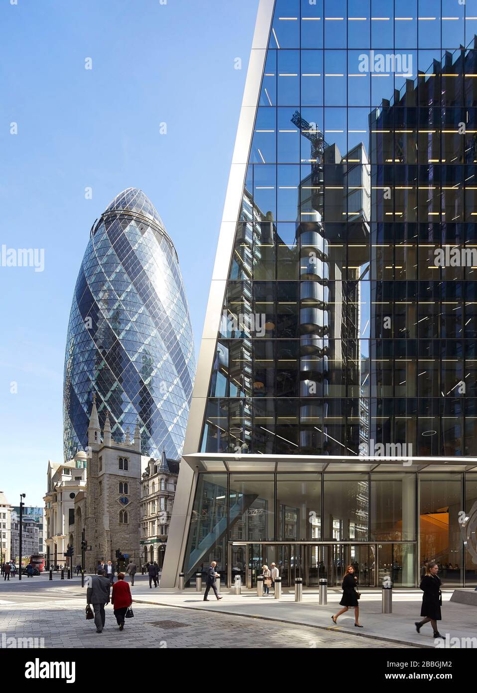 Glass facade reflection the gherkin hi-res stock photography and images ...