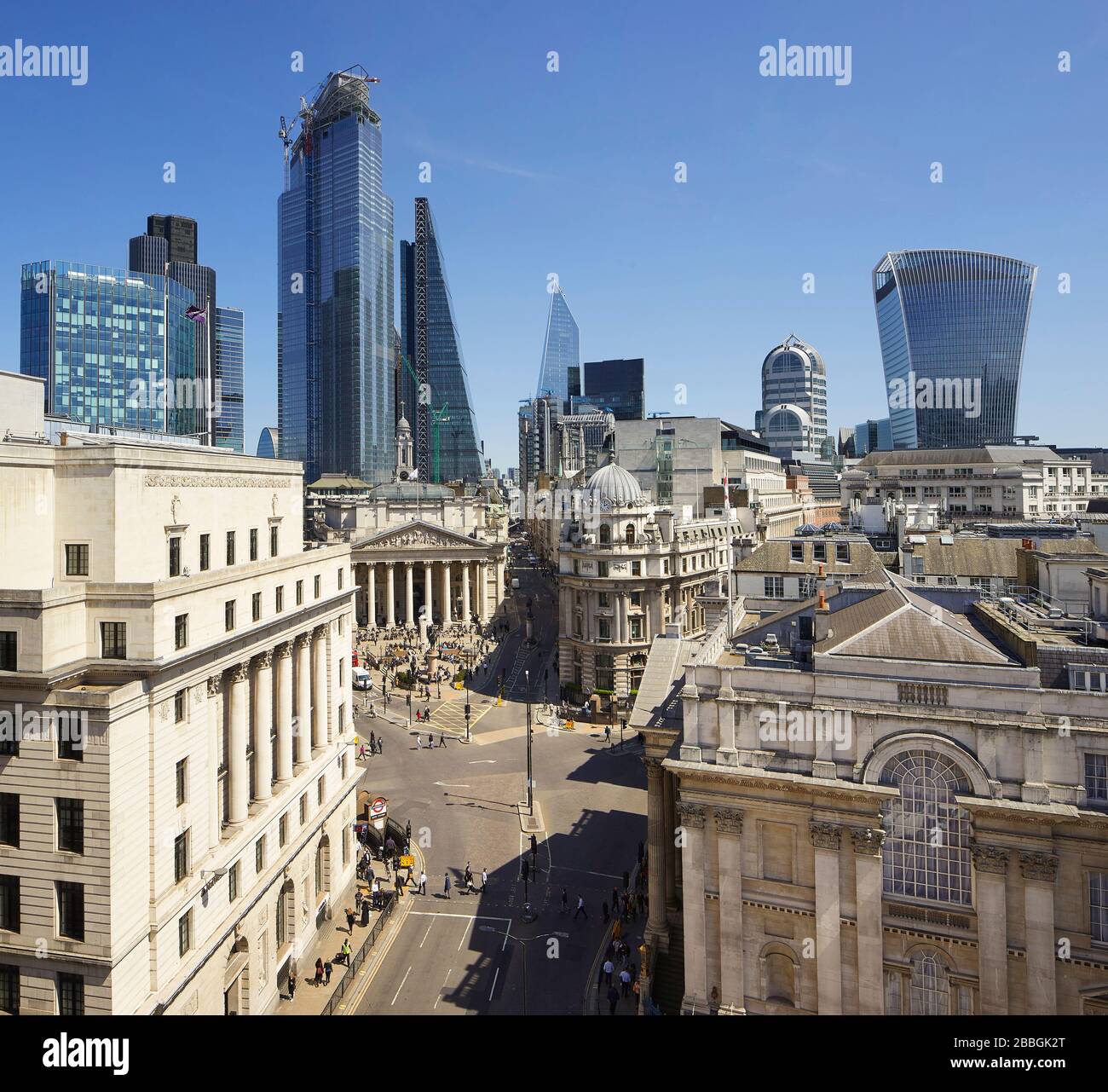 Classic and modern facade of the City of London. 52 Lime Street - The ...