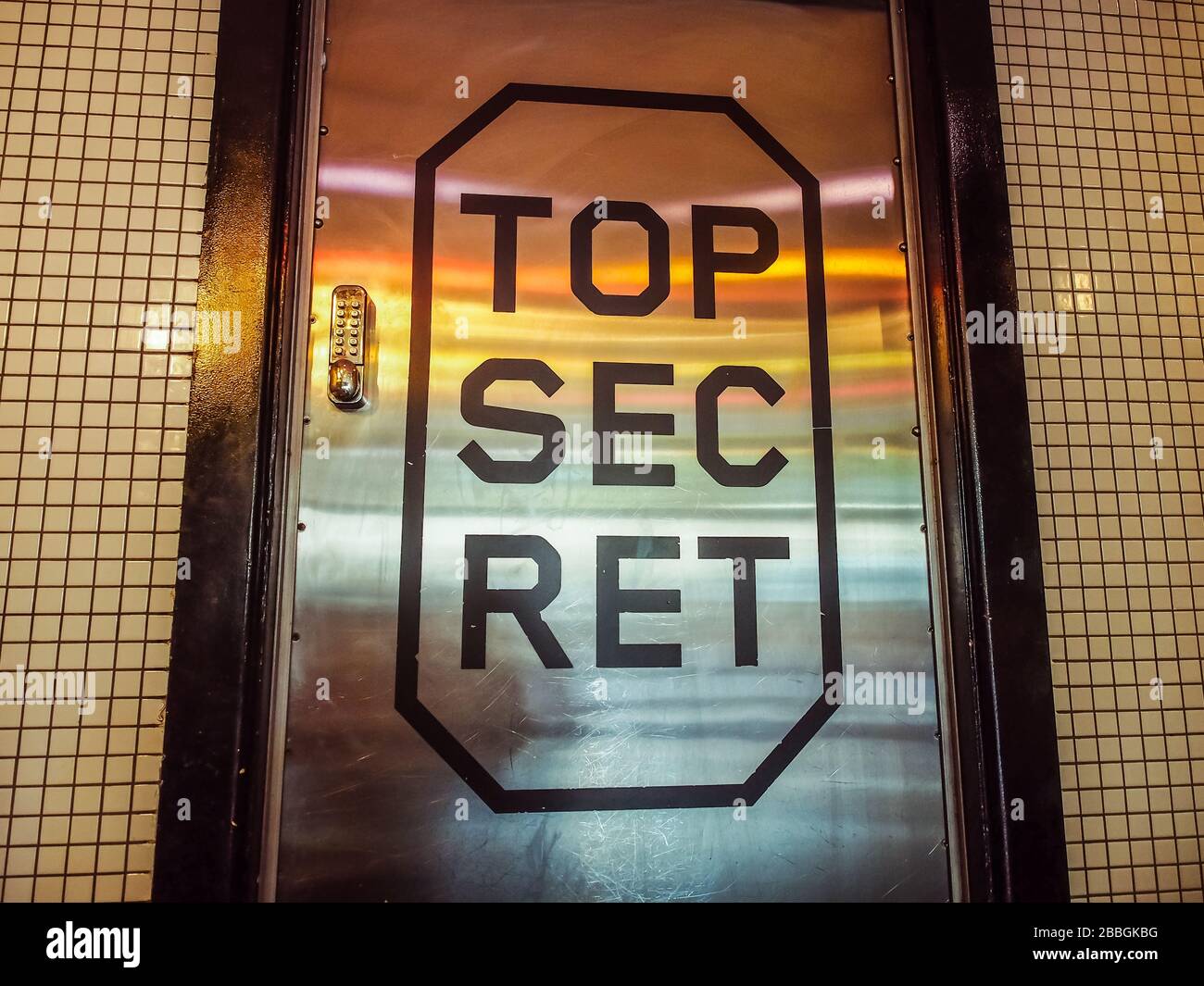 TOP SECRET door signage Stock Photo - Alamy