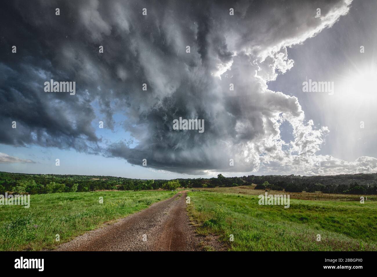 Storm with low precipitation mesocyclone dying in Oklahoma United ...