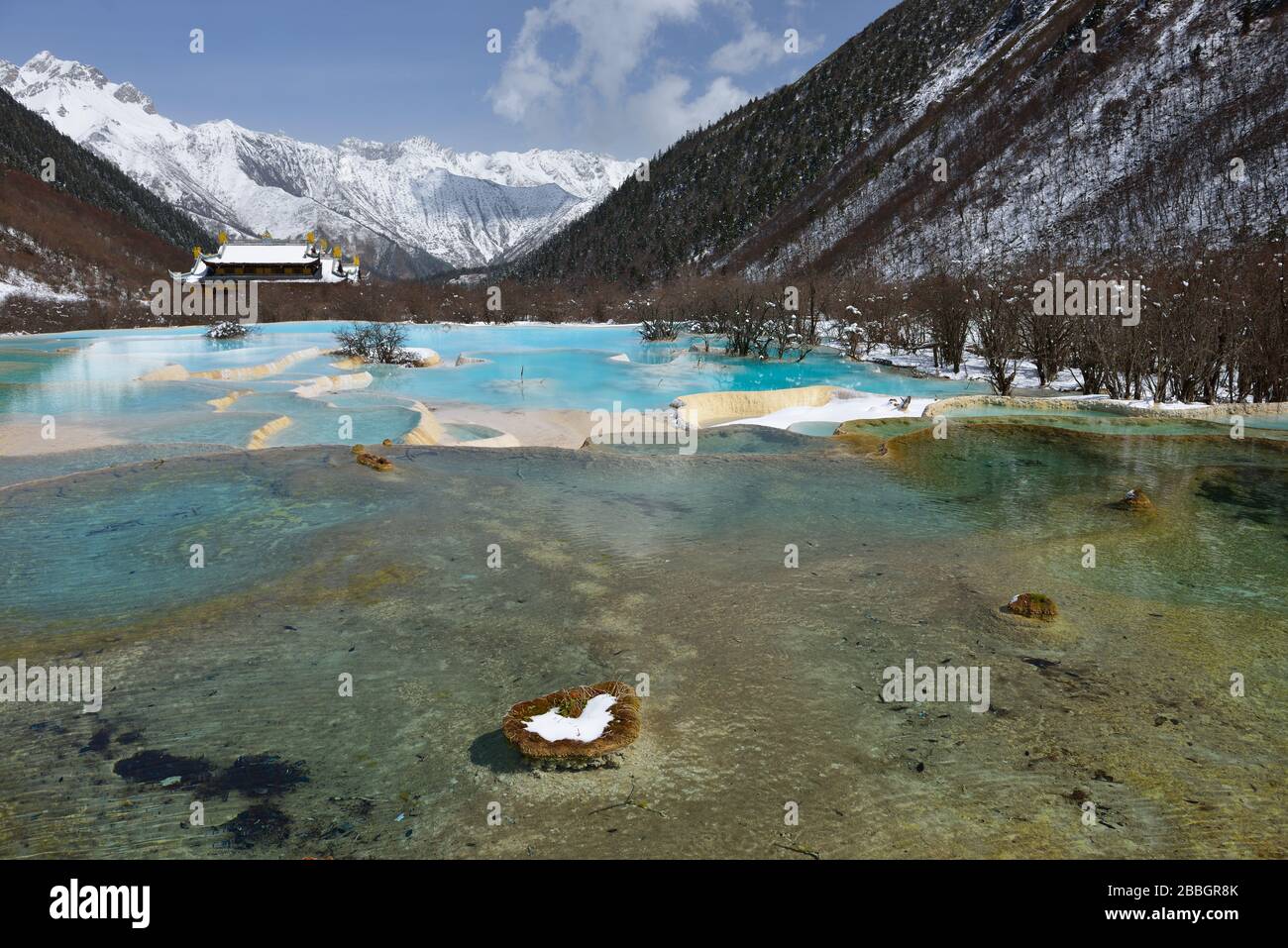 Jiuzhaigou huanglong pond hi-res stock photography and images - Alamy