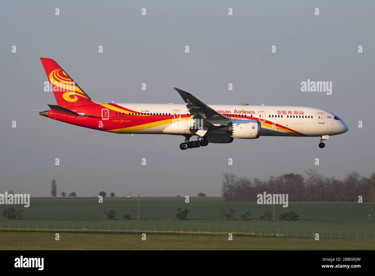 Vienna / Austria - April 18, 2019: Hainan Airlines Boeing 787-9 ...