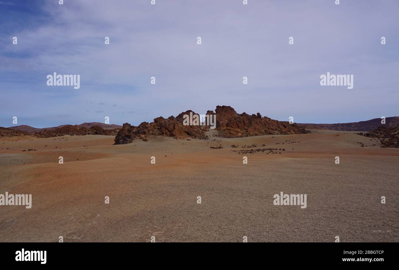Panoramic view of desert hi-res stock photography and images - Alamy