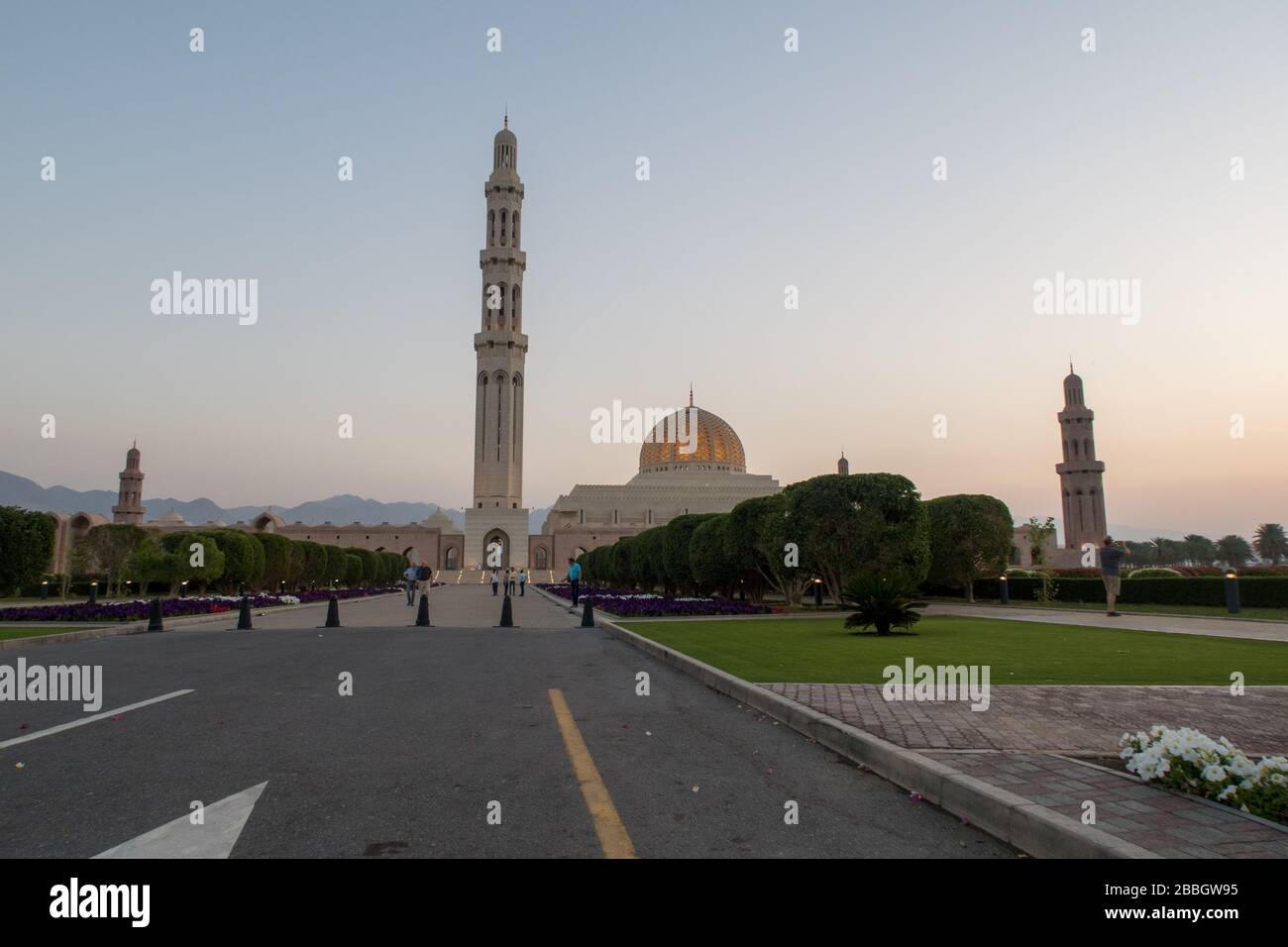 The Sultan Qaboos Grand Mosque, Muscat, Oman Stock Photo - Alamy