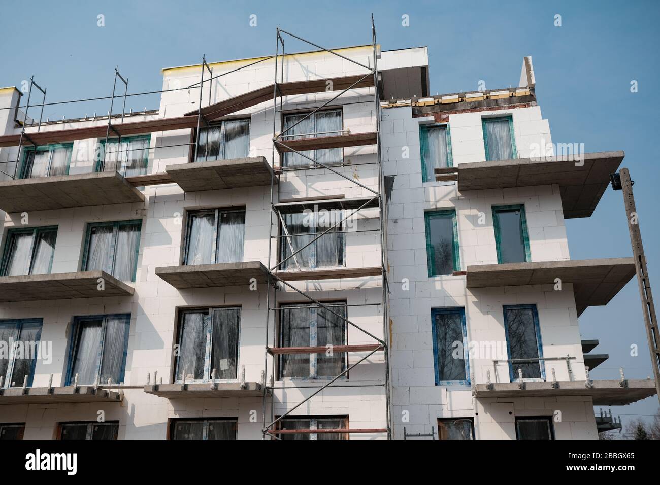 construction of a block of flats Stock Photo - Alamy
